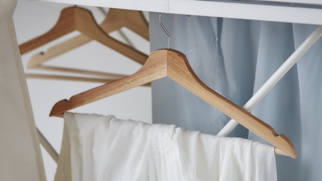 Minimalist clothes drying rack models for various comfortable home ...