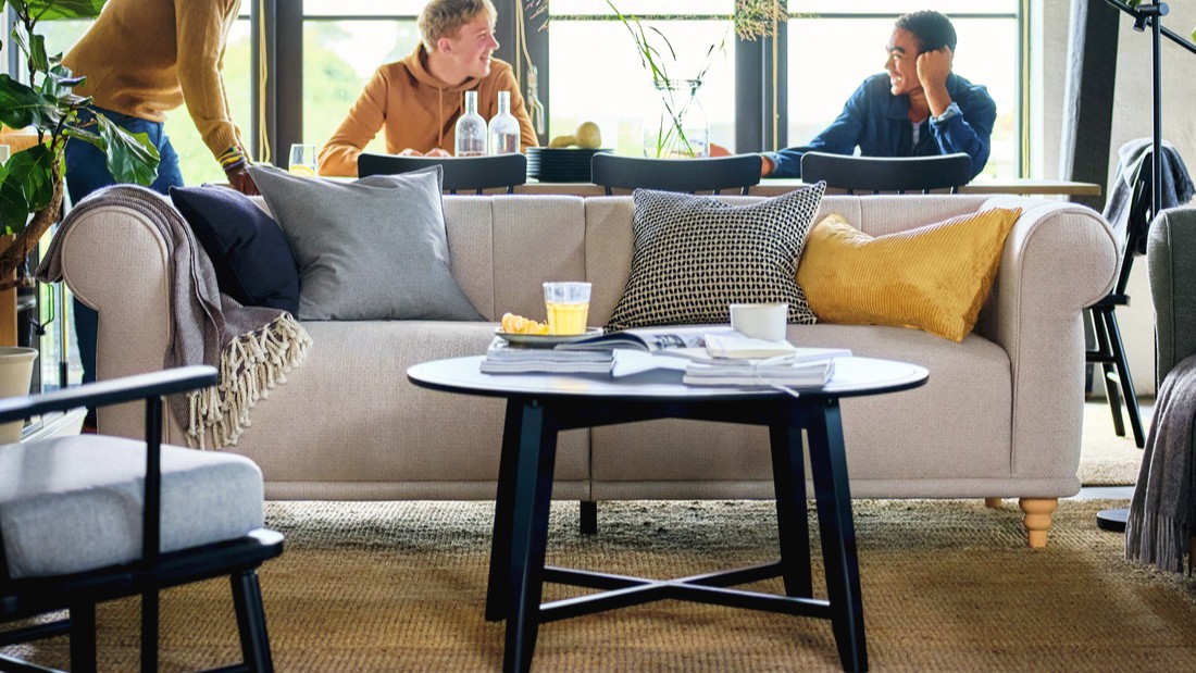 Inspiration for Minimalist & Modern Living Room Display Cabinets - IKEA ...