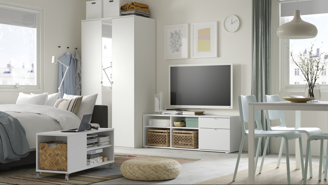 Get the finest sleep quality with a comfortable and functional modern ...